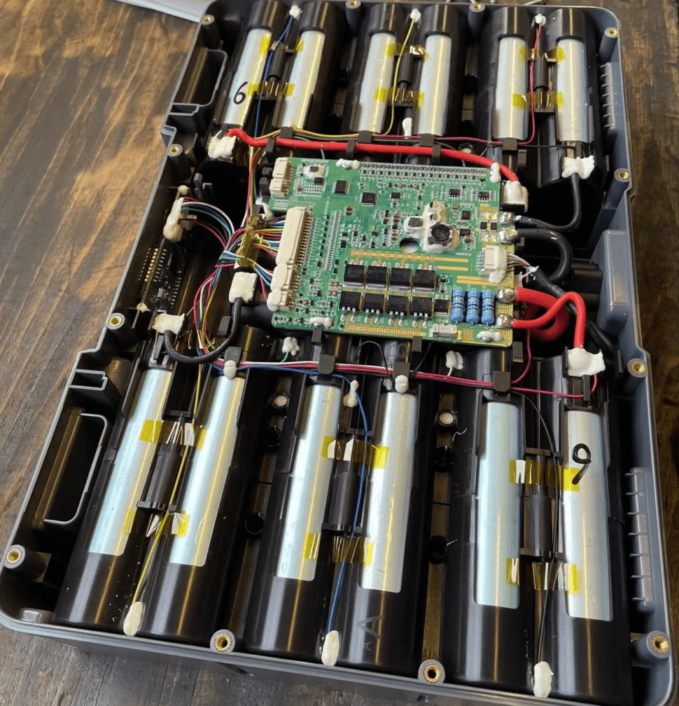 Akumulatora kopne salīdzinājumā ar tradicionālo kabeli: kura ir labākā ...